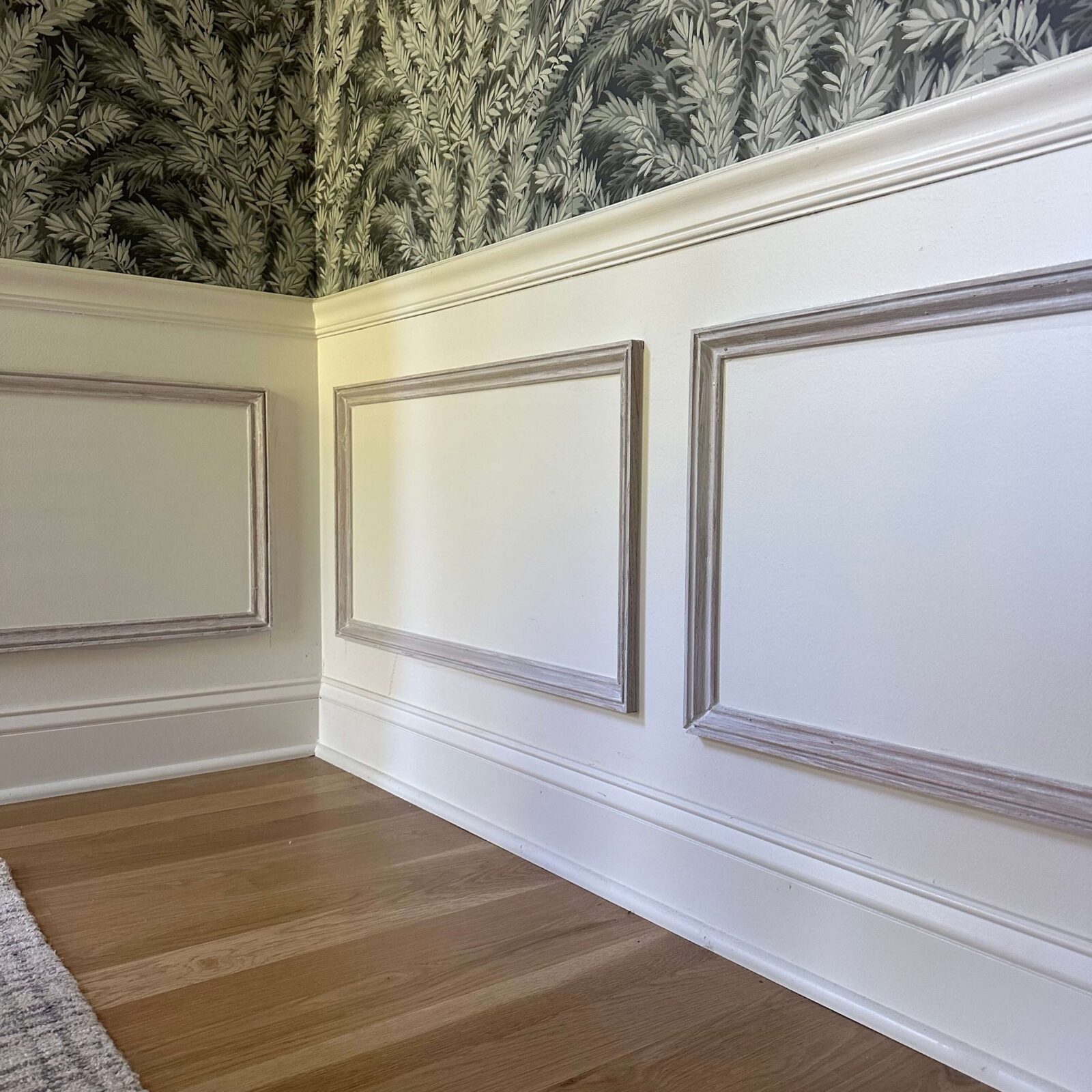 Picture Perfect Walls: How to DIY Picture Frame Molding - allisonskiff.com